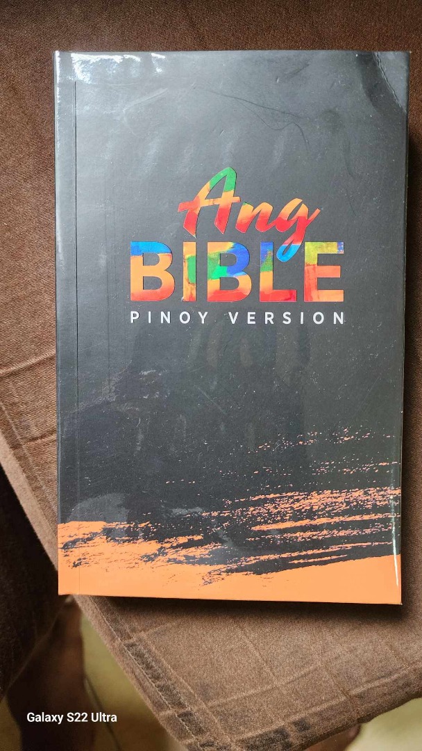 Ang Bible: Pinoy Version, Hobbies & Toys, Books & Magazines, Religion ...