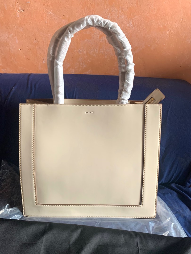 Authentic Pedro Hand/Shoulder Bag, Women's Fashion, Bags & Wallets ...