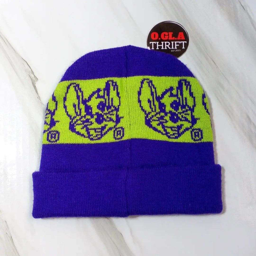 Chuck E. Cheese bonnet, Men's Fashion, Watches & Accessories, Caps ...