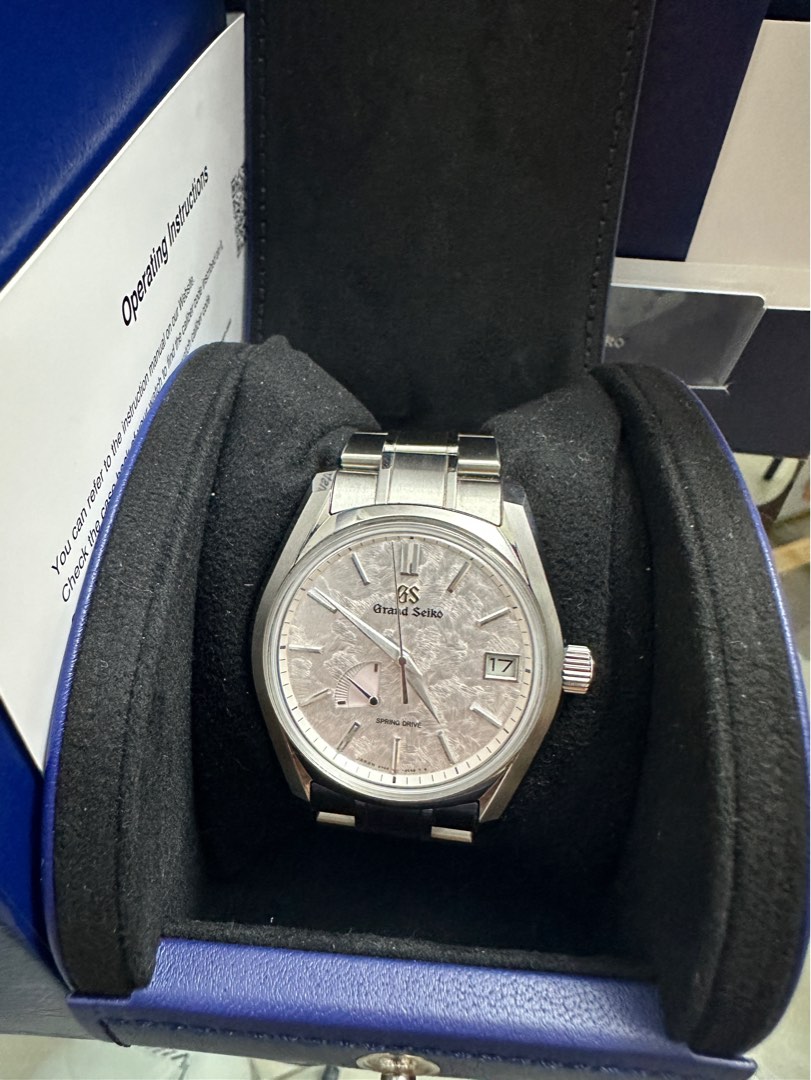 Grand Seiko SBGA443 Shunbun, Men's Fashion, Watches & Accessories ...