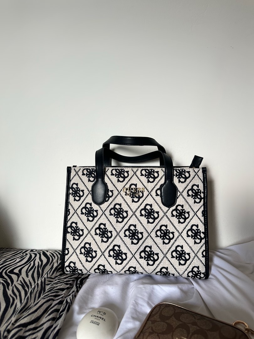 GUESS Logo Canvas Tote Bag (large), Women's Fashion, Bags & Wallets ...