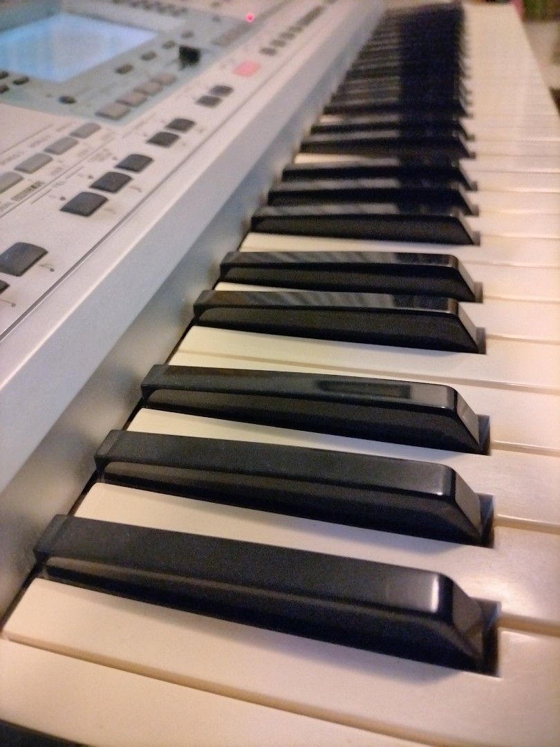 Korg pa50 Arranger, Hobbies & Toys, Music & Media, Musical Instruments ...