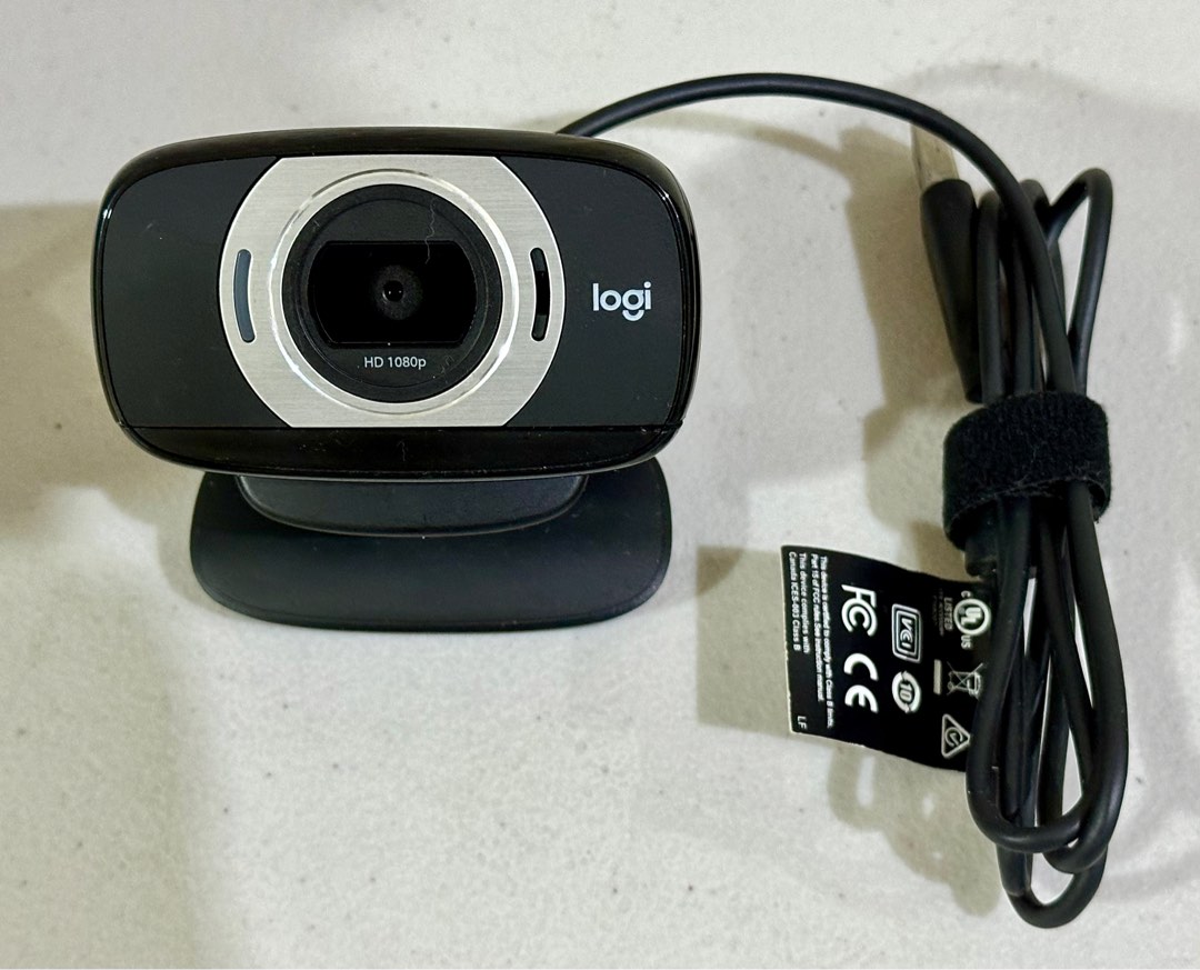 Logitech C615 Webcam - Portable HD 1080p video calling with autofocus ...