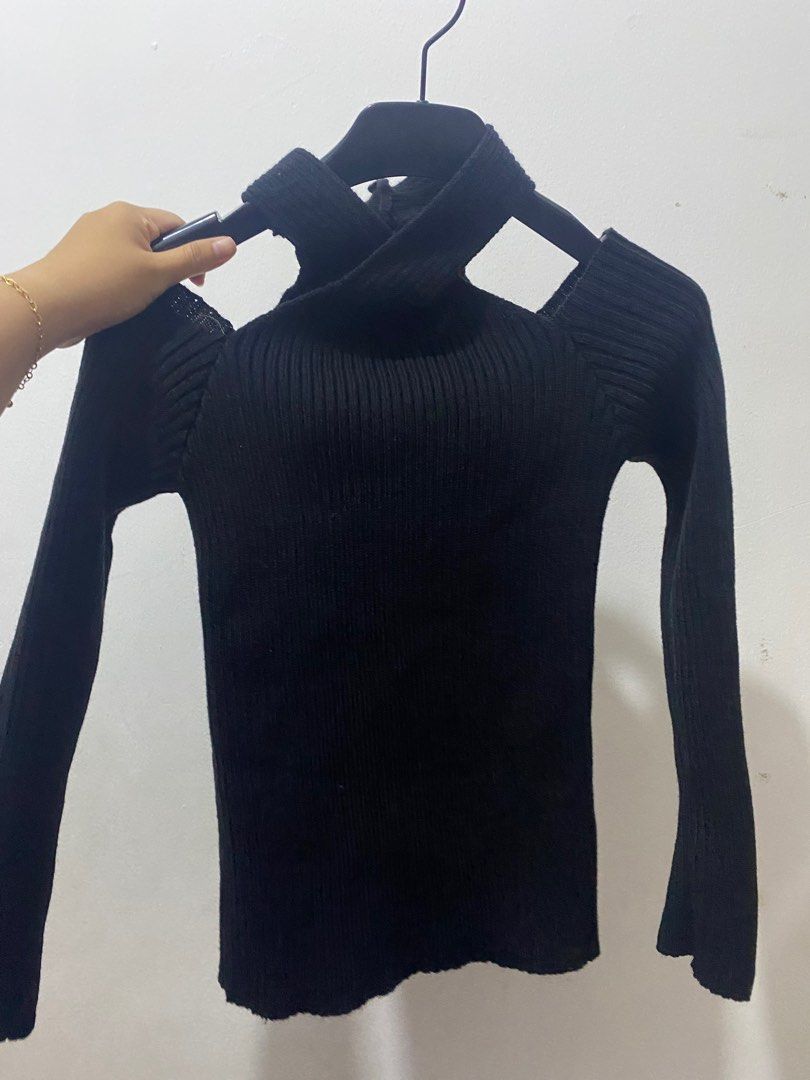 Sabrina model leher silang bahan knit, Fesyen Wanita, Pakaian Wanita ...