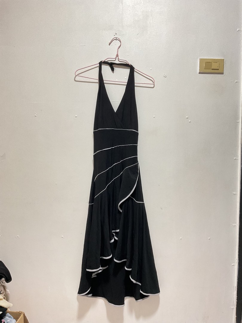 Vintage black halter ruffle midi dress, Women's Fashion, Dresses & Sets ...