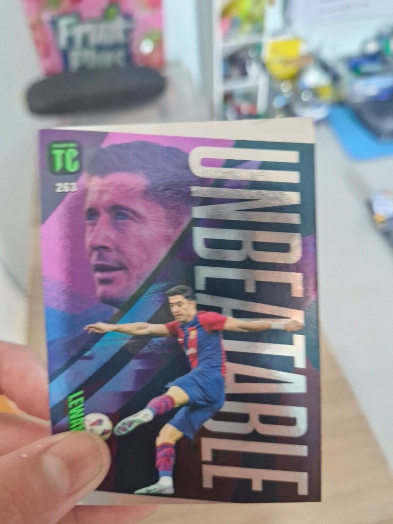 2024 TOP CLASS FOOTBALL CARD UNBEATABLE LEWADOWSKI, Hobbies & Toys ...