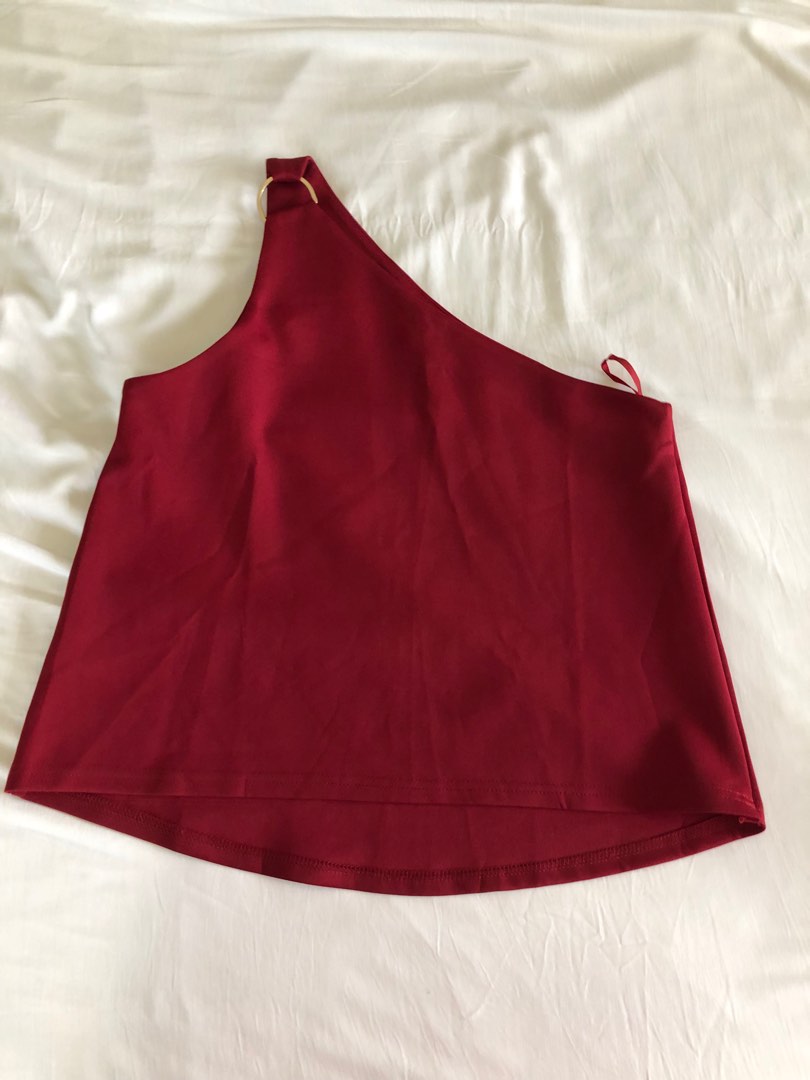 Asymmetrical red top, Women's Fashion, Tops, Sleeveless on Carousell