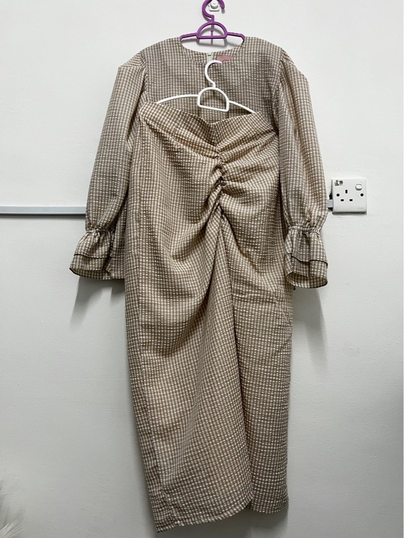 DEWI DIARY ALEXA SET, Women's Fashion, Dresses & Sets, Dresses on Carousell