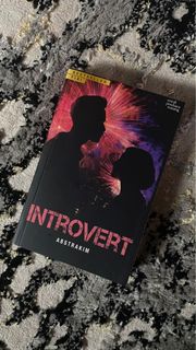 Fixi Extrovert, Hobbies & Toys, Books & Magazines, Storybooks on Carousell