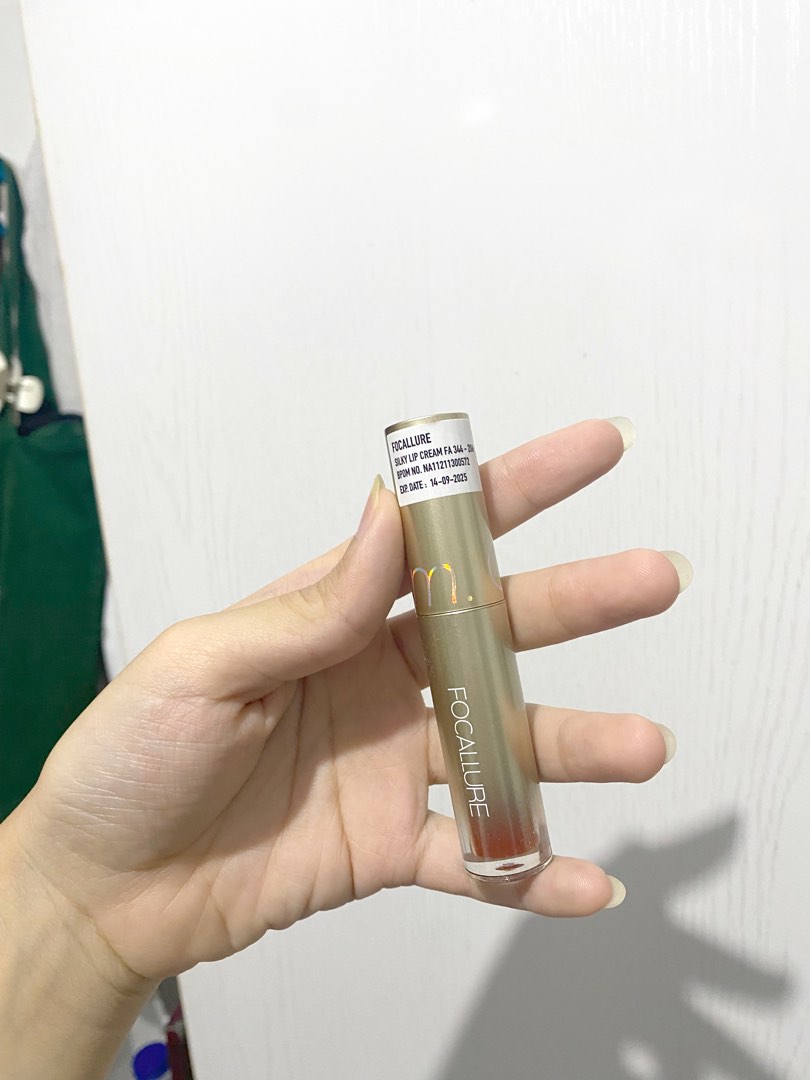 Focallure Air Mist Lip Cream Velvet matte #GoldenAge 206, Kesehatan ...