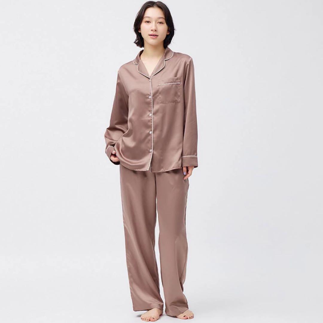 GU By: Uniqlo Satin women Pajama Set Large, Women's Fashion ...
