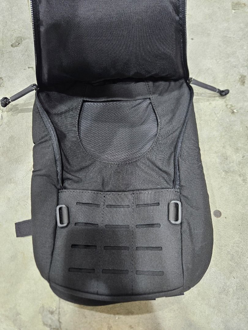 Hagor Industries Ltd- Hydration Bag Carrier Black ( Like New ...