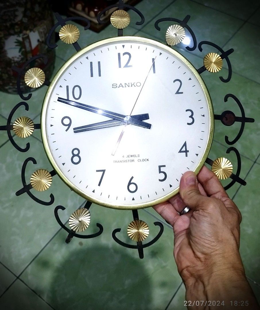 Jam dinding besi magnet transistor lawas jadul, Antik, Jam & Perhiasan ...