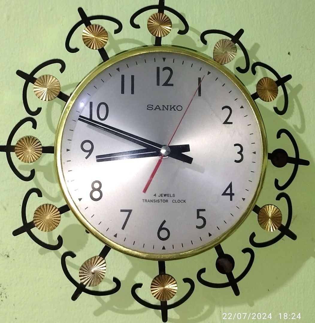 Jam dinding besi magnet transistor lawas jadul, Antik, Jam & Perhiasan ...