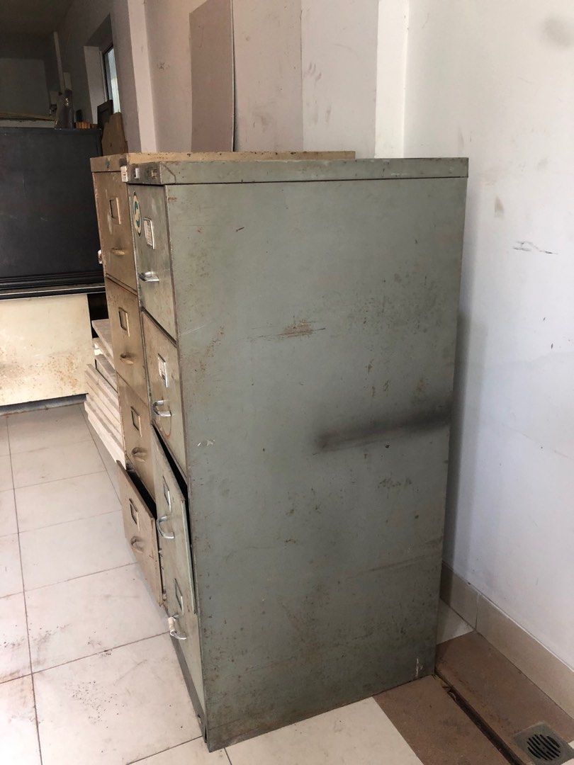 Lemari Besi Merek Lion Hang Map File Rak Buku Dokument Lemari Data Map ...