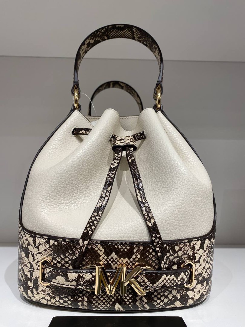 Micheal Kors Reed Bucket Crossbody, Luxury, Bags & Wallets on Carousell