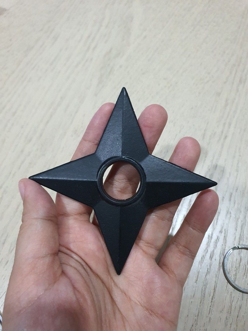 Naruto Metal Props - Shuriken and Kunai, Hobbies & Toys, Collectibles ...