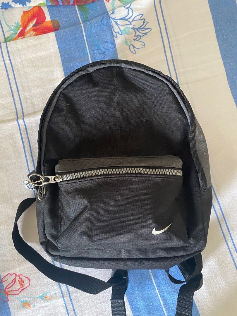 Nike Just Do It Mini Backpack, Women's Fashion, Bags & Wallets ...