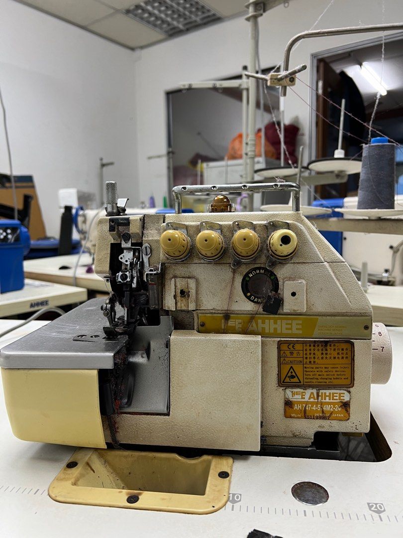 Overlock Machine / Mesin Jahit tepi, TV & Home Appliances, Other Home ...