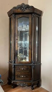 MEMBAIKI PERABOT, Furniture & Home Living, Furniture, Sofas on Carousell