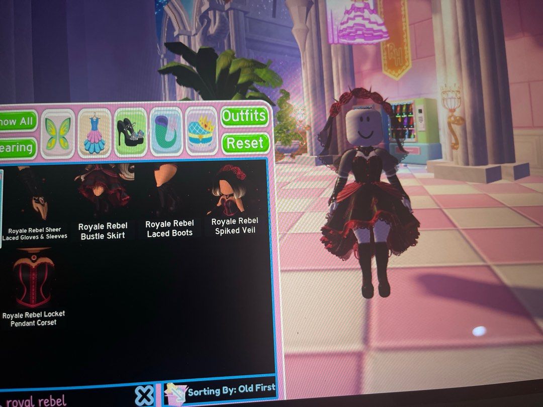 Royal rebel Set, Hobbies & Toys, Toys & Games on Carousell