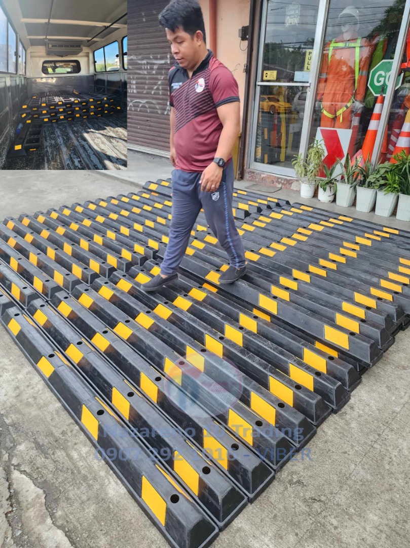 Rubberized parking stopper 28, Commercial & Industrial, Construction ...