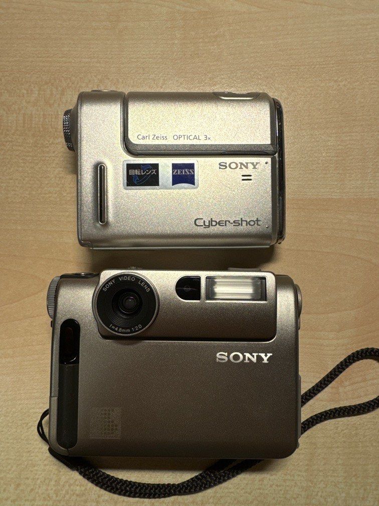 Sony Cybershot DSC F1 , Photography, Cameras on Carousell