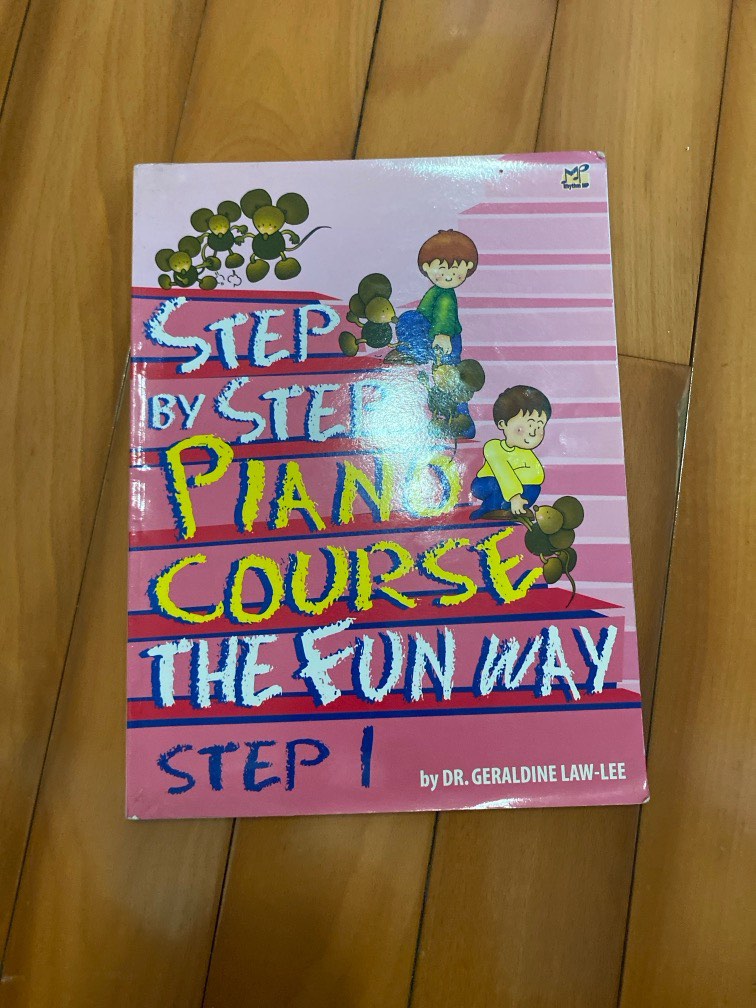 step by step piano course the fun way 1, 書籍、休閒與玩具, 樂器、音樂相關, 樂譜在旋轉拍賣