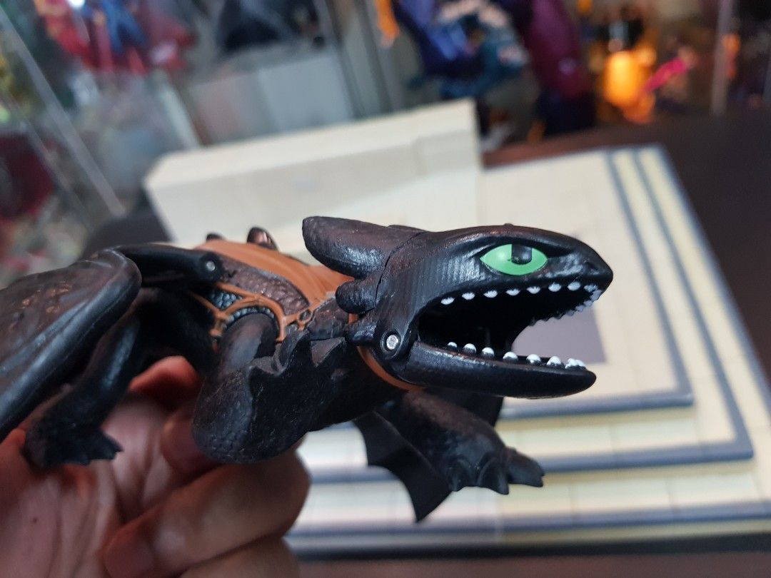 Toothless How To Train Your Dragon, Hobbies & Toys, Toys & Games on ...