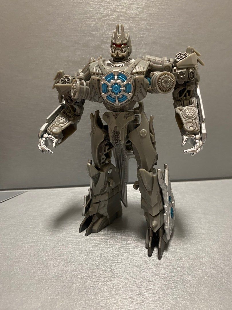 Transformers Studio Series Revenge of the Fallen Soundwave, Hobbies ...