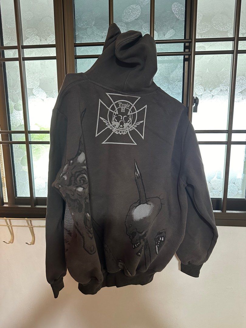 Triple H King of kings authentic wwe hoodie SIZE M, Men's Fashion ...