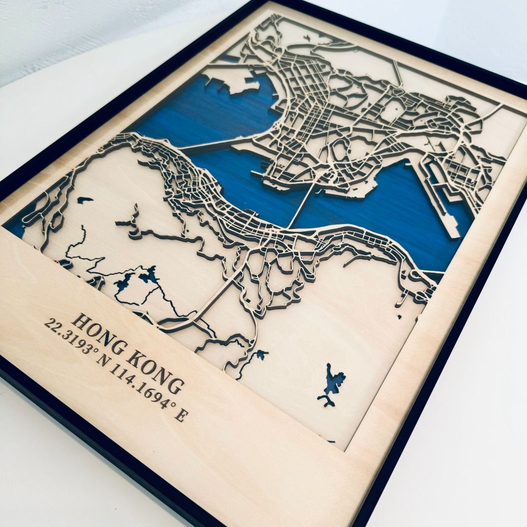 立體香港路線地圖連金屬框 | Framed 3D Hong Kong Road Map, 傢俬＆家居, 家居裝飾, 相架畫作 - Carousell