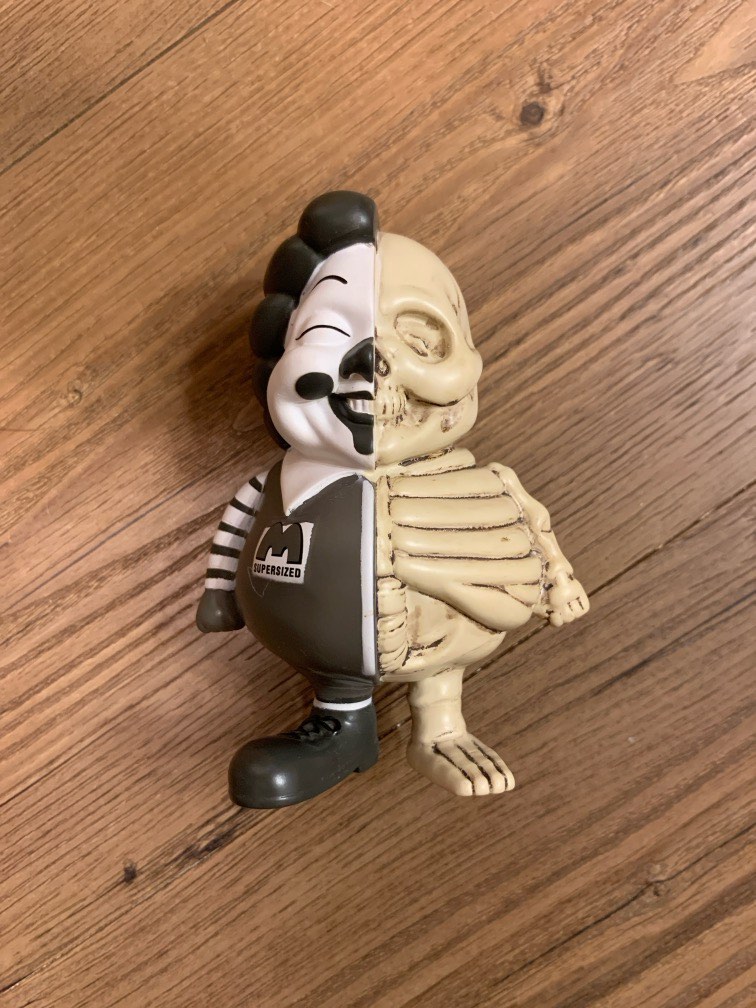 新淨 Ron English MC Supersized Mini 麥當勞叔叔 Figure, 興趣及遊戲, 玩具 & 遊戲類 - Carousell