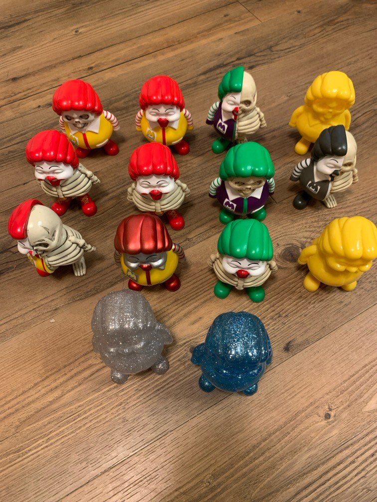 新淨 Ron English MC Supersized Mini 麥當勞叔叔 Figure, 興趣及遊戲, 玩具 & 遊戲類 - Carousell