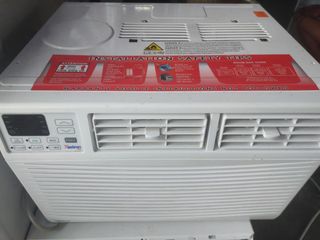 Astron Aircon 0.6hp Window type r32, TV & Home Appliances, Air ...