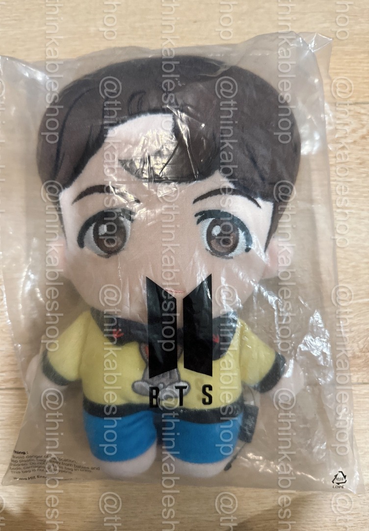 BTS POP-UP : HOUSE OF BTS OFFICIAL GOODS FLAT CUSHION (SUGA), Hobbies ...
