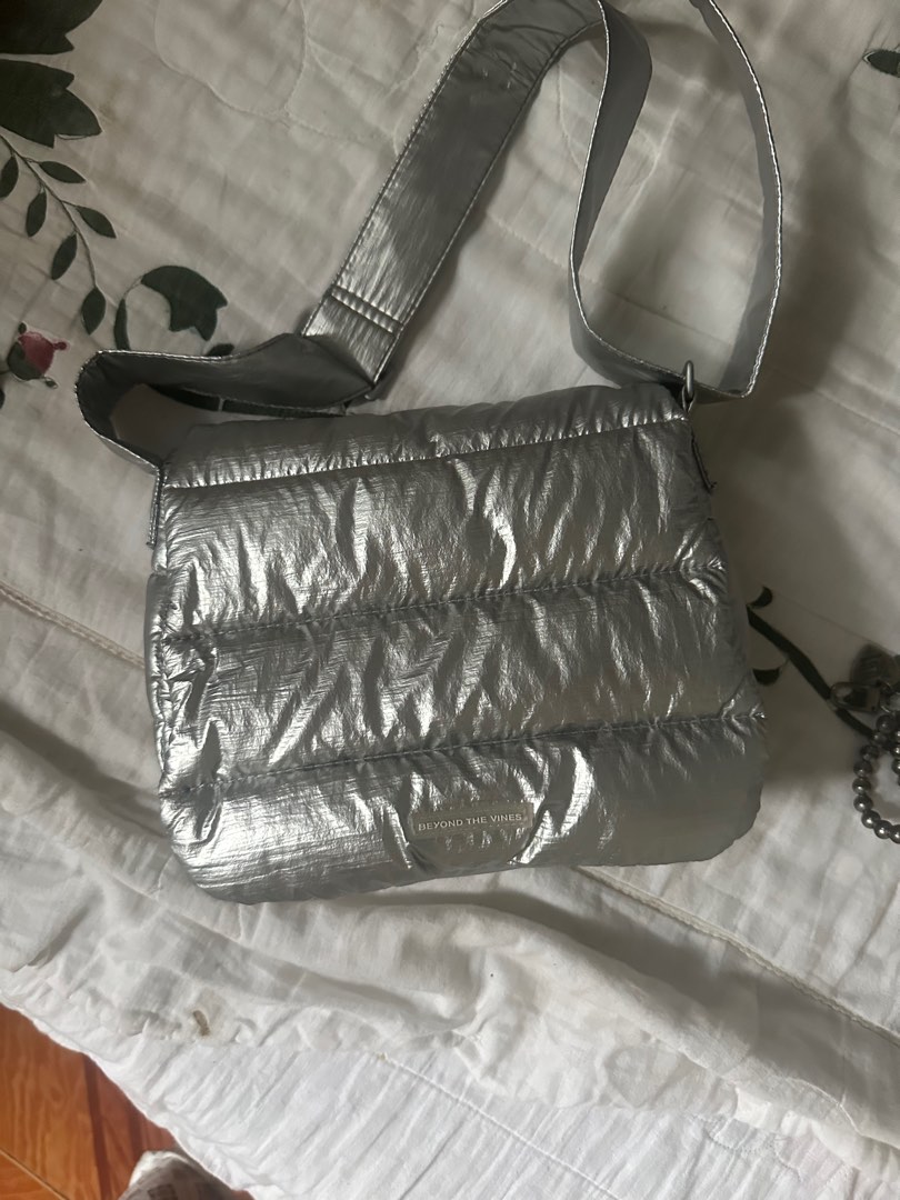 BTV SILVER POOFY BAG, Women's Fashion, Bags & Wallets, Shoulder Bags on ...