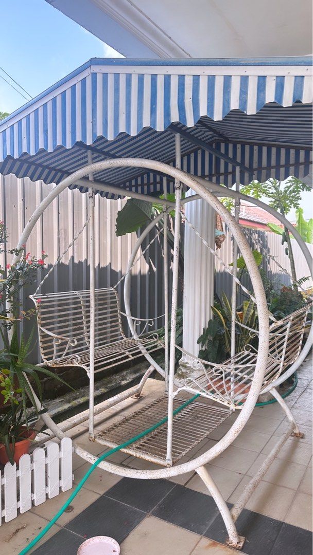 Buaian Besi Berbumbung, Furniture & Home Living, Outdoor Furniture on ...