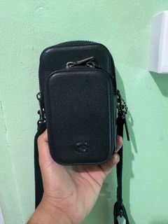 Coach Men's Academy Crossbody Camera Bag, Men's Fashion, Bags, Sling ...
