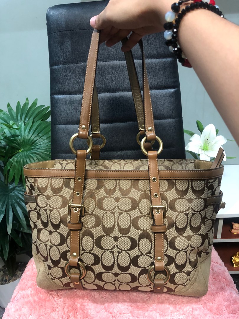 Coach Original, Luxury, Bags & Wallets on Carousell