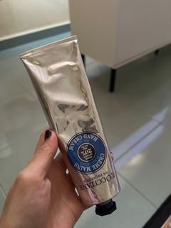 Suto cream, Beauty & Personal Care, Oral Care on Carousell