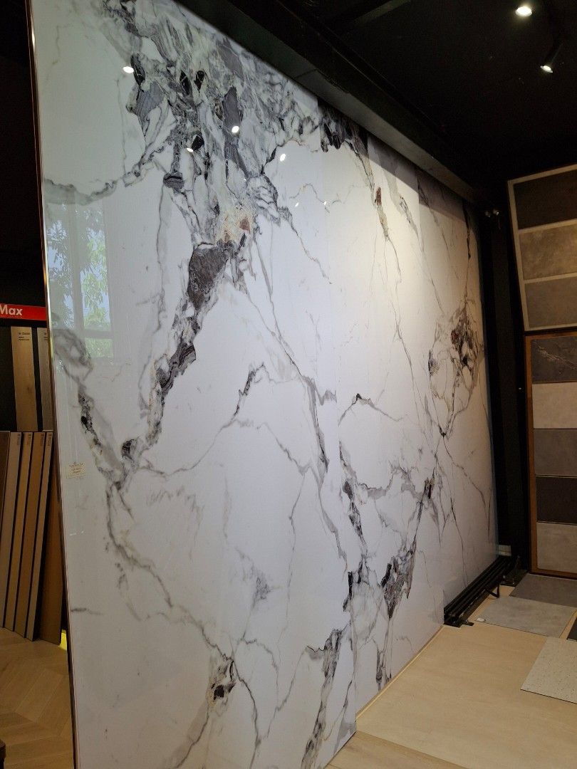 Dinding Crystalic Panel, Furniture & Home Living, Home Decor, Wall ...