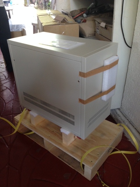 Heavy Duty 3 phase 10KVA 20kva 20000 watts industrial elevator avr ...