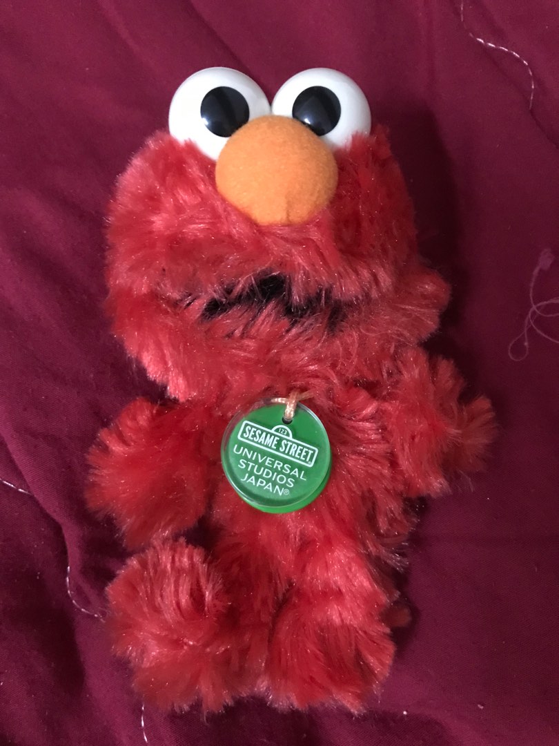 Ky Elmo usj, Hobbies & Toys, Toys & Games on Carousell