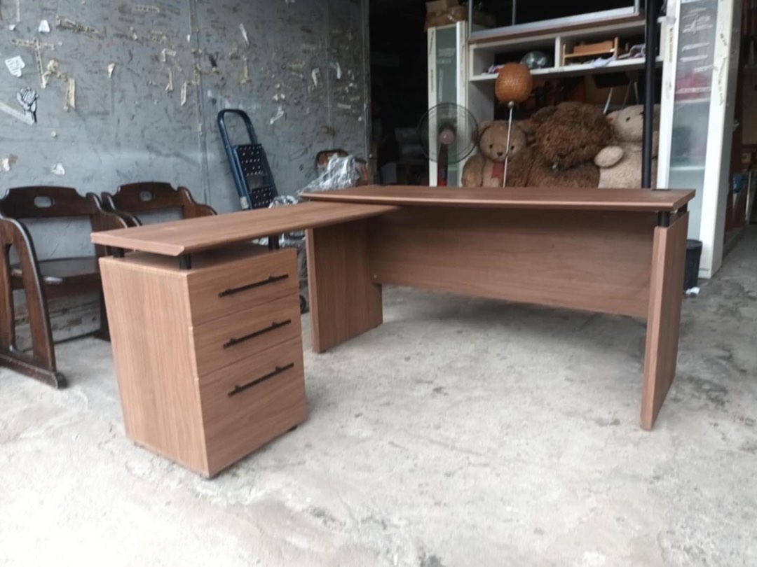 L-type desk/office table, Furniture & Home Living, Furniture, Tables ...
