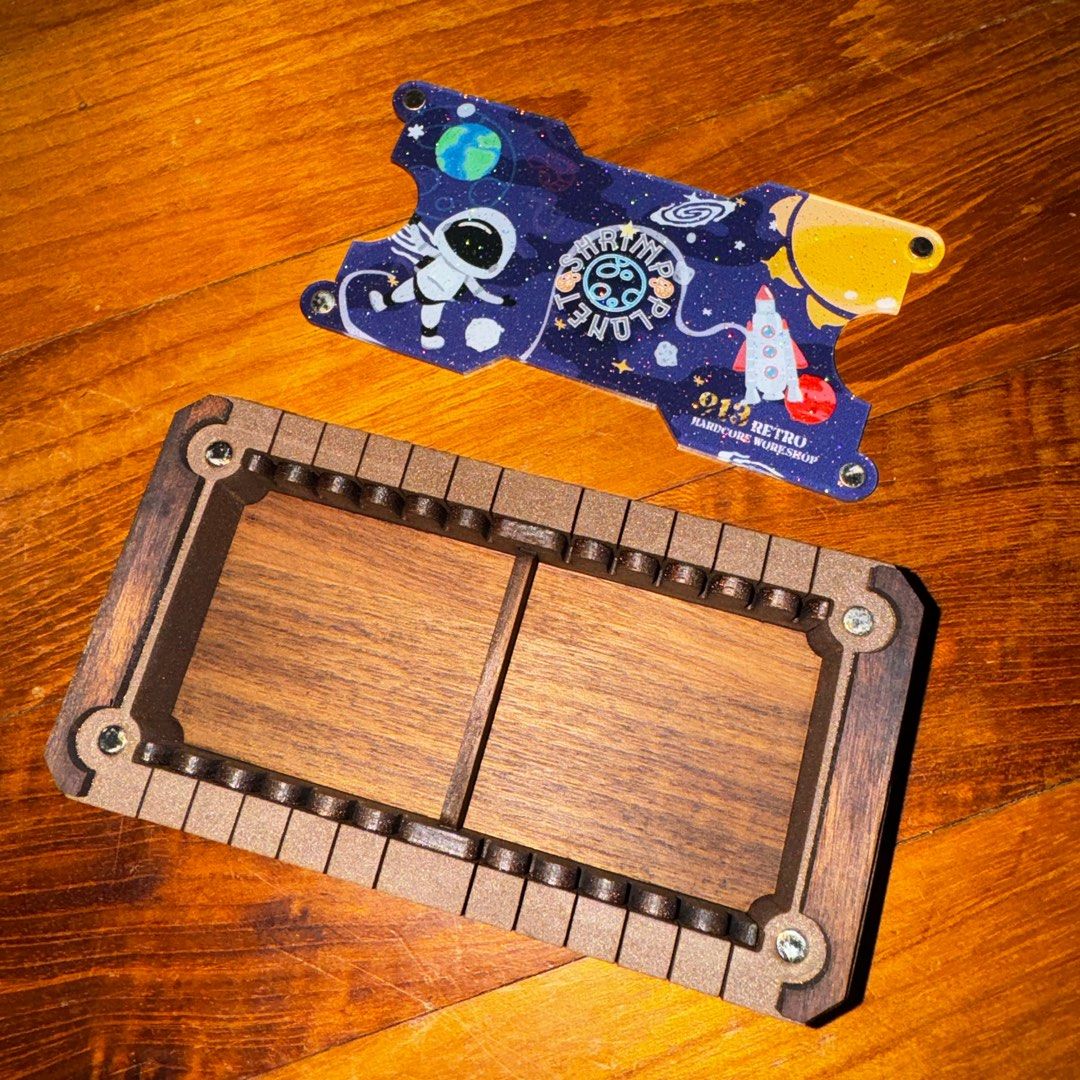 (LAST SET) Magnetic Apo Keeper Prawning Float, Sports Equipment ...