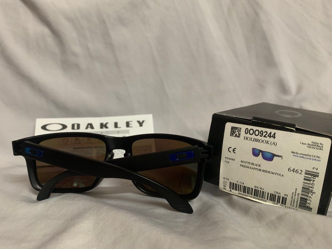 OAKLEY original, Men's Fashion, Watches & Accessories, Sunglasses ...
