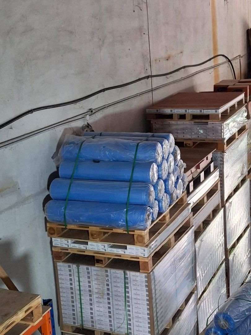 Plastic Sheet Roll Spc, Furniture & Home Living, Home Decor, Carpets ...