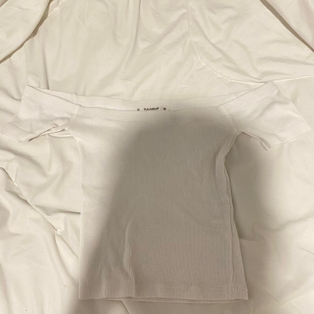 Sabrina Basic Top (Pull & Bear), Fesyen Wanita, Pakaian Wanita, Atasan ...