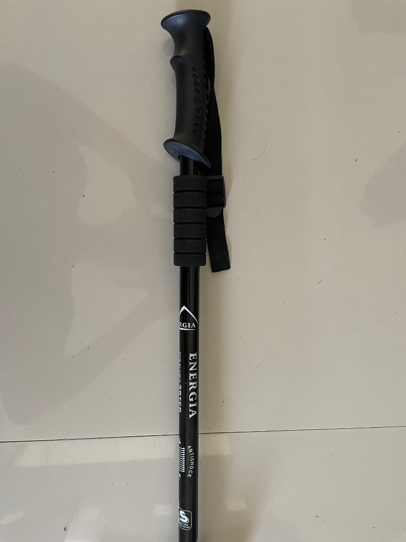 Tracking pole // Tongkat Pendakian Hitam, Olah Raga, Perlengkapan ...